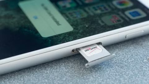 How to remove the SIM card on your iPhone | GeeksChalk